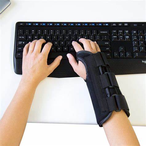 Coretech™ 908 Wrist Splint – Adjustable Compression Brace - PHI Manager
